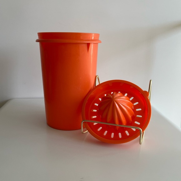 Tupperware | Kitchen | Tupperware Vintage Orange Plastic 2piece Juicer ...